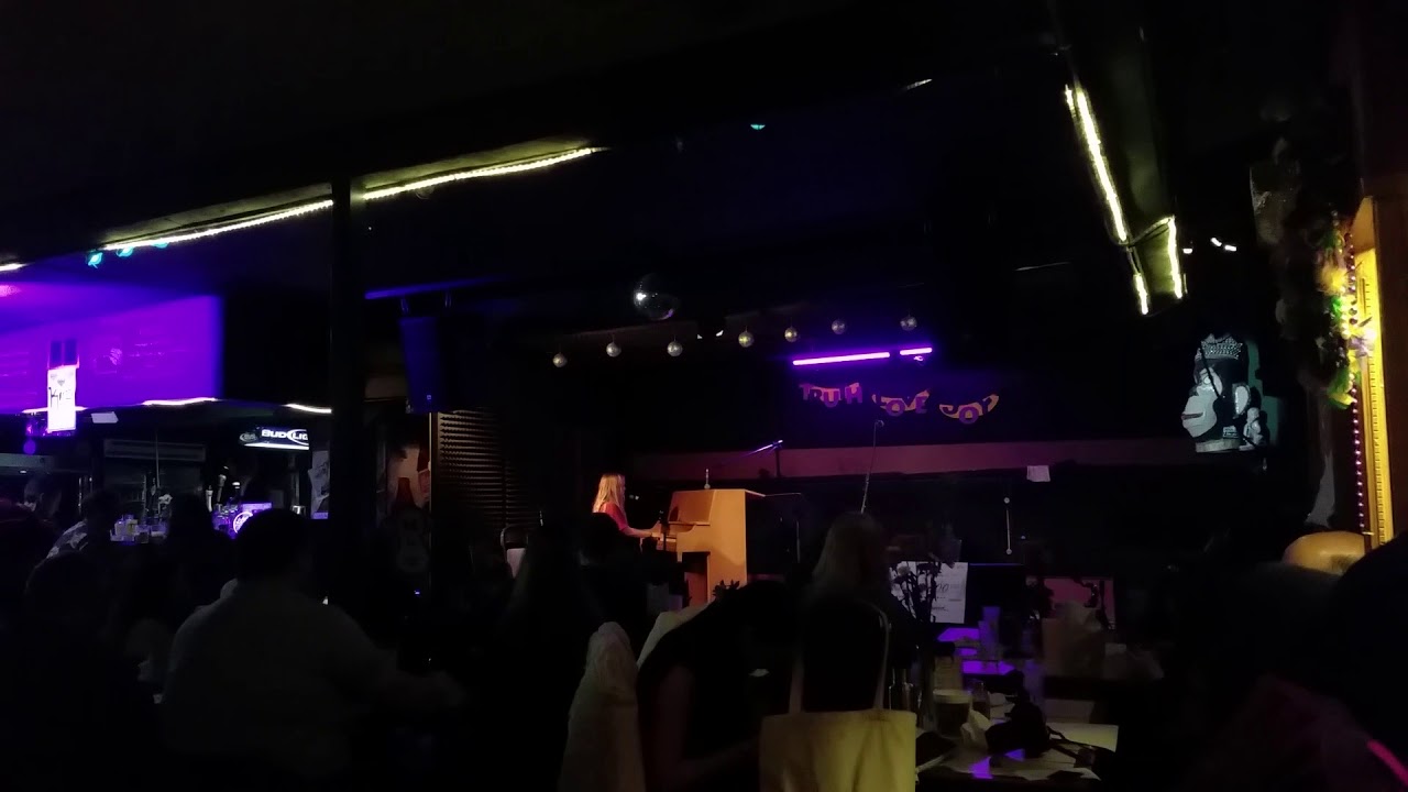 Miah Ferran covering " White Rabbit" - YouTube