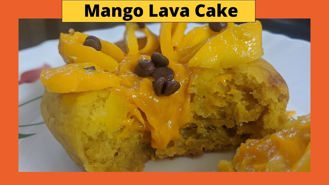 Spoongy Eggless Mango Lava Cake Recipe in Hindi | Mango Cupcakes in ...