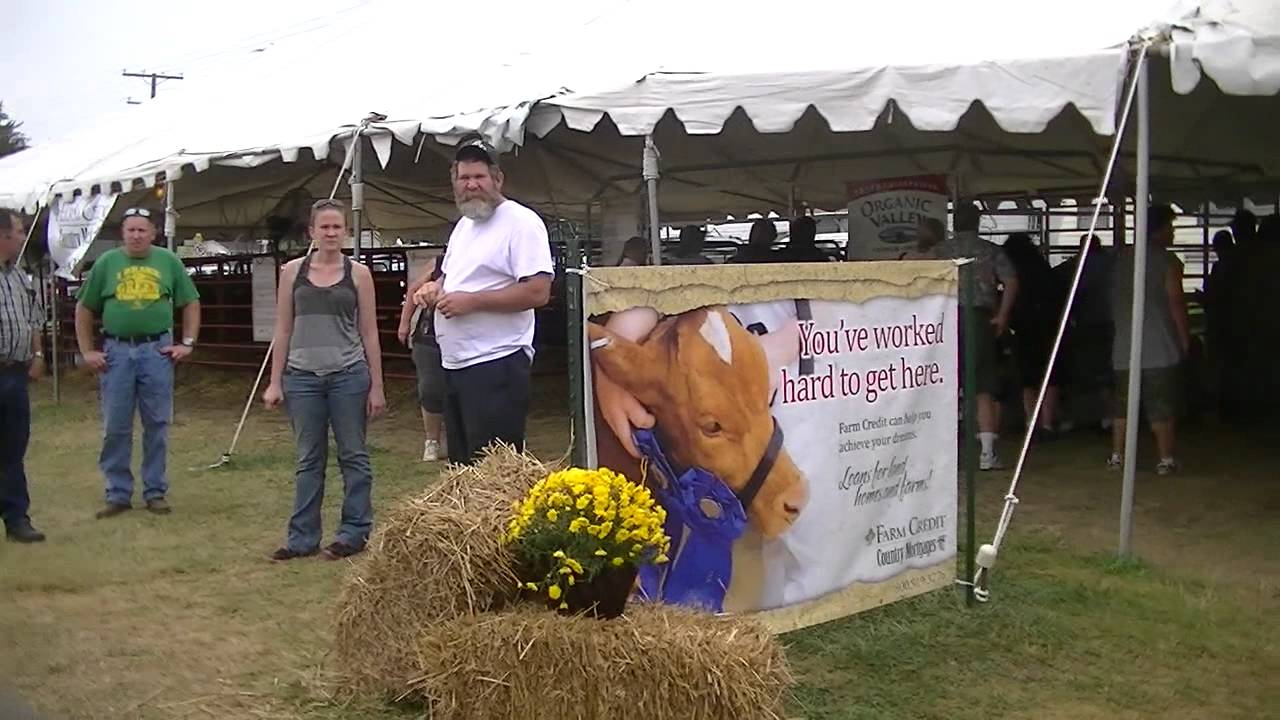 Tractor pulled Tram ride at the State Fair of West Virginia - YouTube