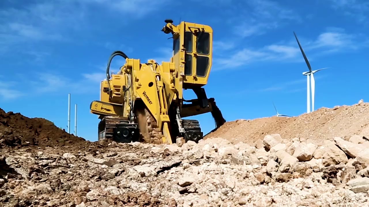 The Vermeer T955 Commander 3 Track Trencher - YouTube