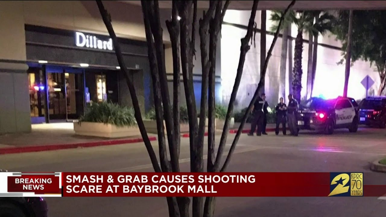 Smash and grab causes shooting scare at Baybrook Mall - YouTube