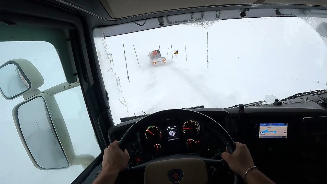 POV Driving Scania R560 V8 - Ice drive in Norwegian - YouTube