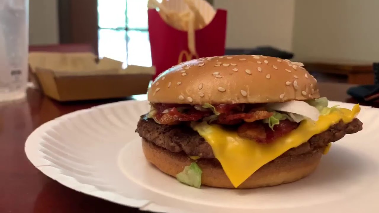 Travis Scott Burger Review - YouTube