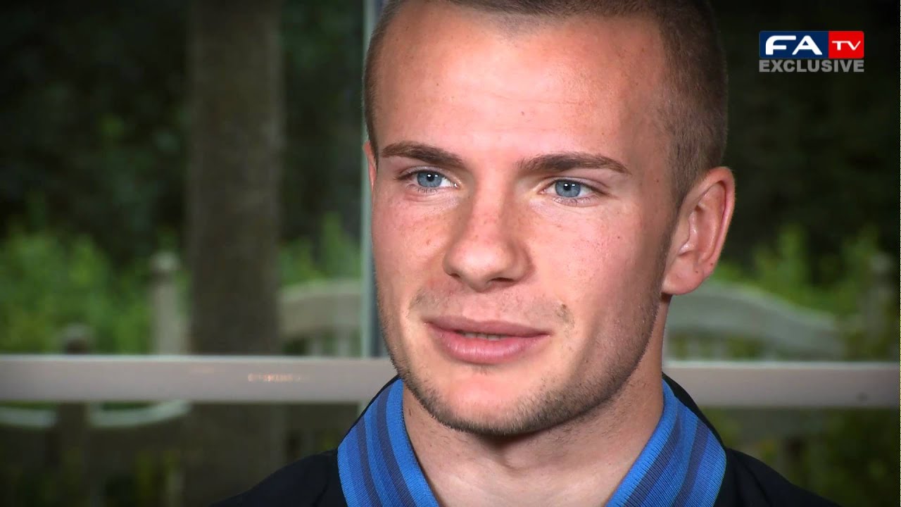 Tom Cleverley on Team GB and expectations - England v San Marino | FATV ...
