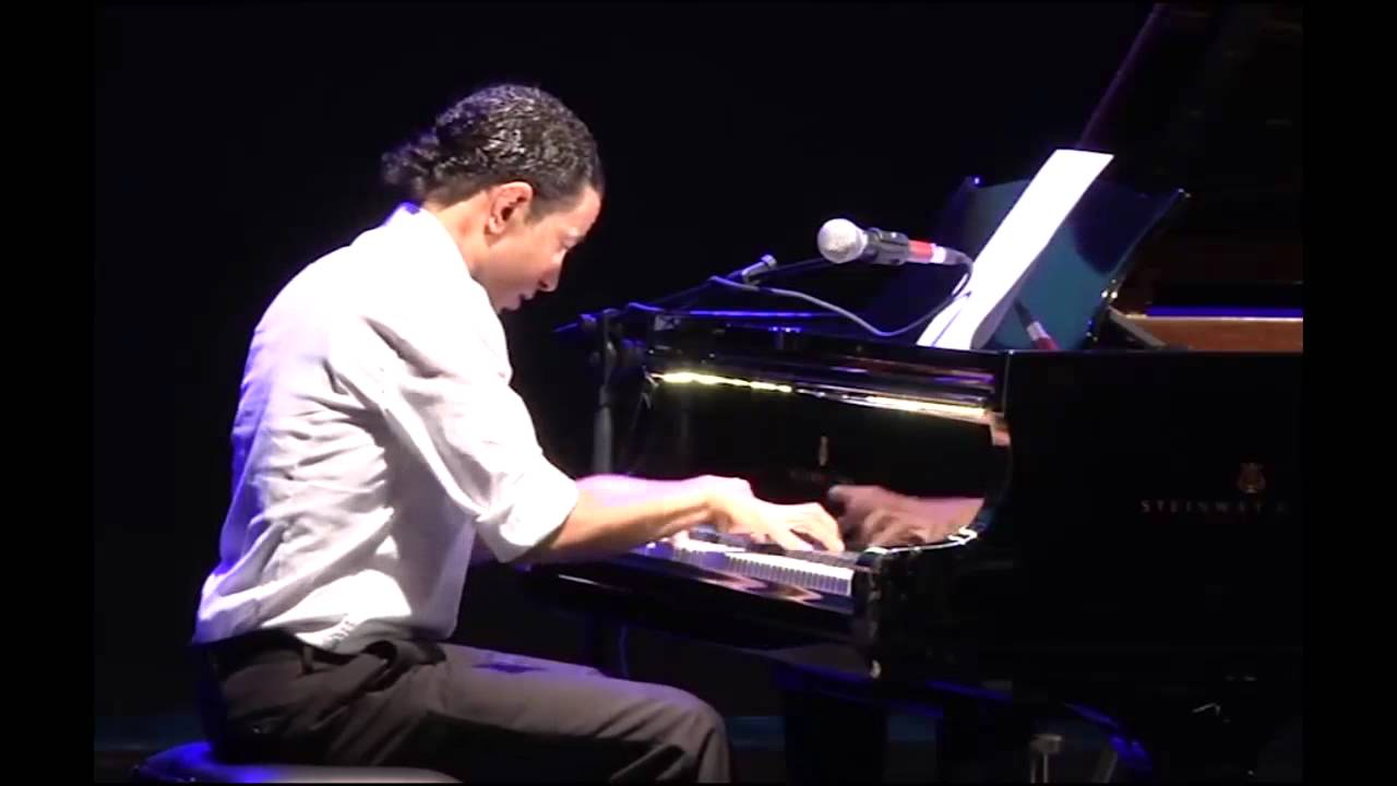 Bohemian Rhapsody / Queen / Played by Eliad Sharony - YouTube