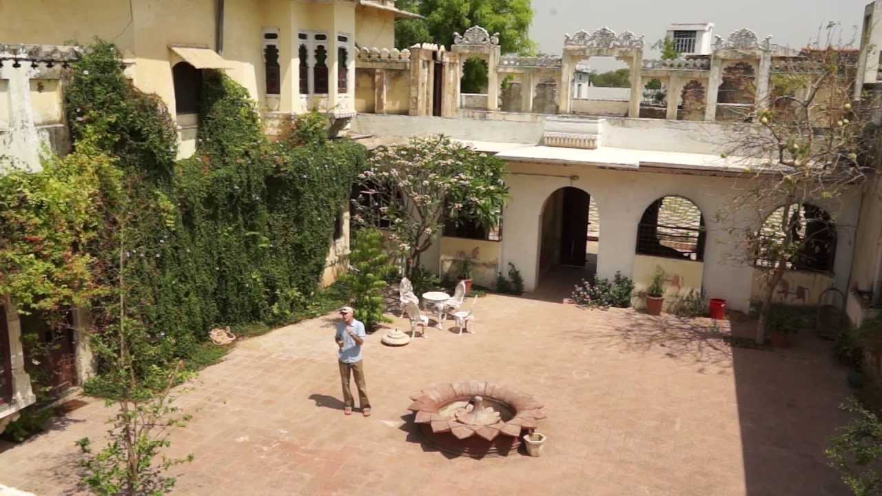 The 'Real' Best Exotic Marigold Hotel - YouTube