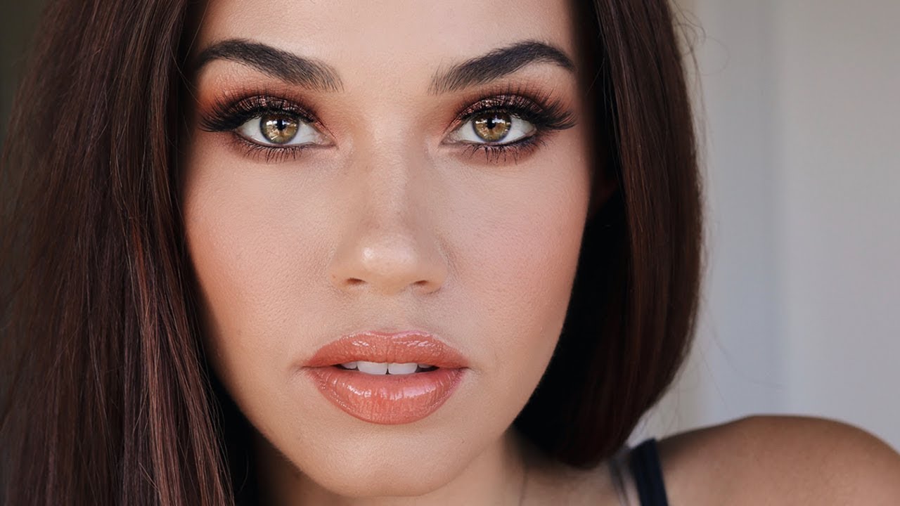 Summer Glossy & Bronze Natural Makeup | Eman - YouTube