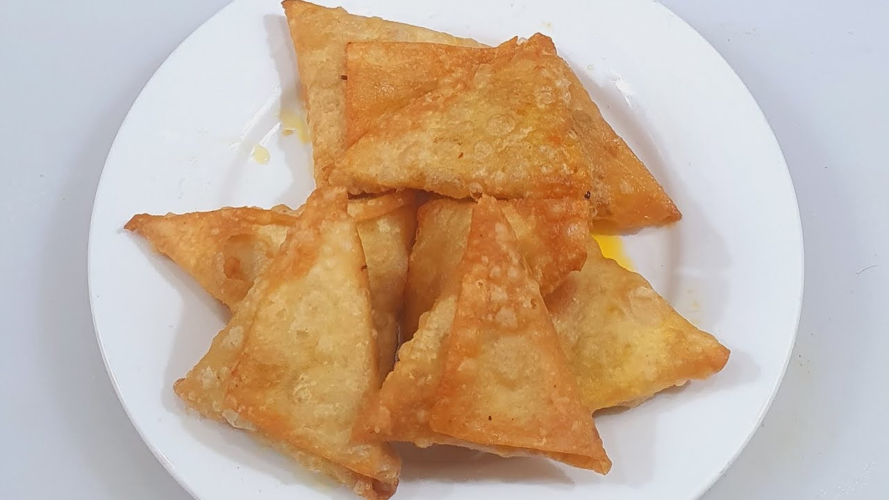 Chicken and vegetable Samosa - Chinese Samosa Recipe By Cooking Corner ...