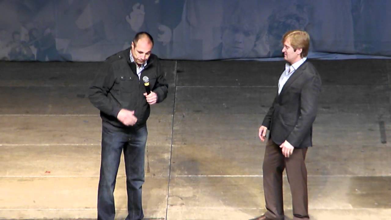 Уральские пельмени в Хабаровске 2012 - YouTube