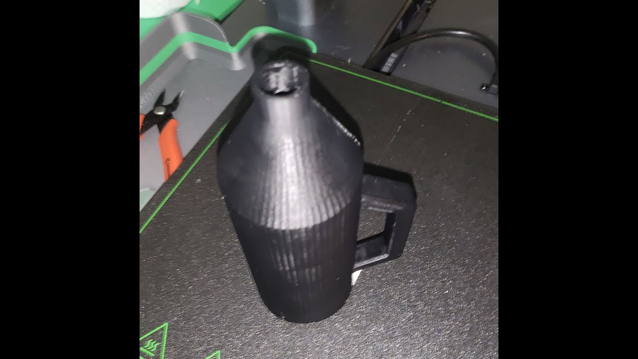 Tuneable Jug Playing Three Notes - YouTube