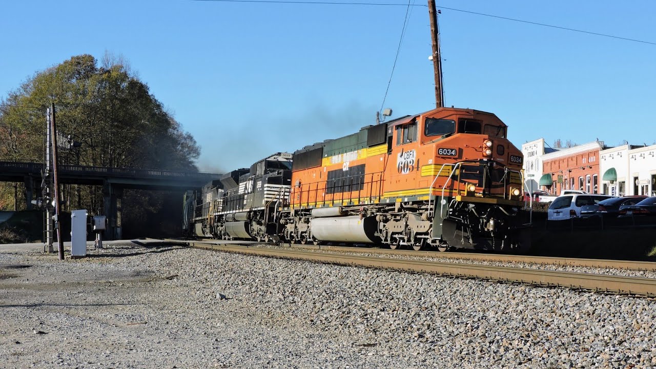 HD: CBFX 6034 leads NS Train 334 in Hiram, GA - YouTube