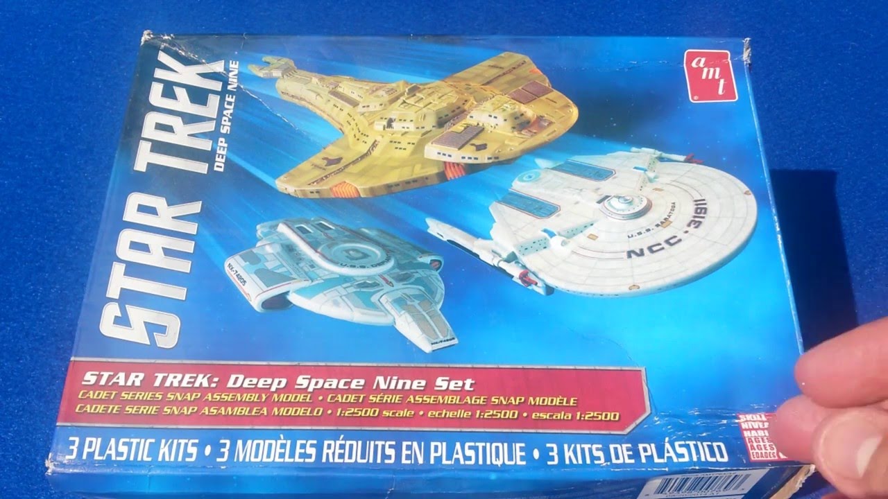 Deep Space Nine Set AMT Part 1 USS Defiant, USS Saratoga, Cardassian ...