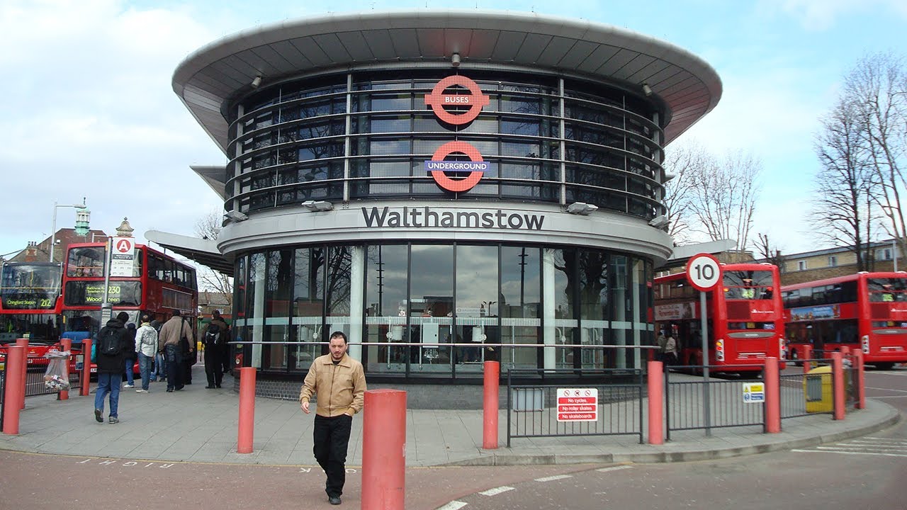 Walthamstow "London" - Living London Way - YouTube