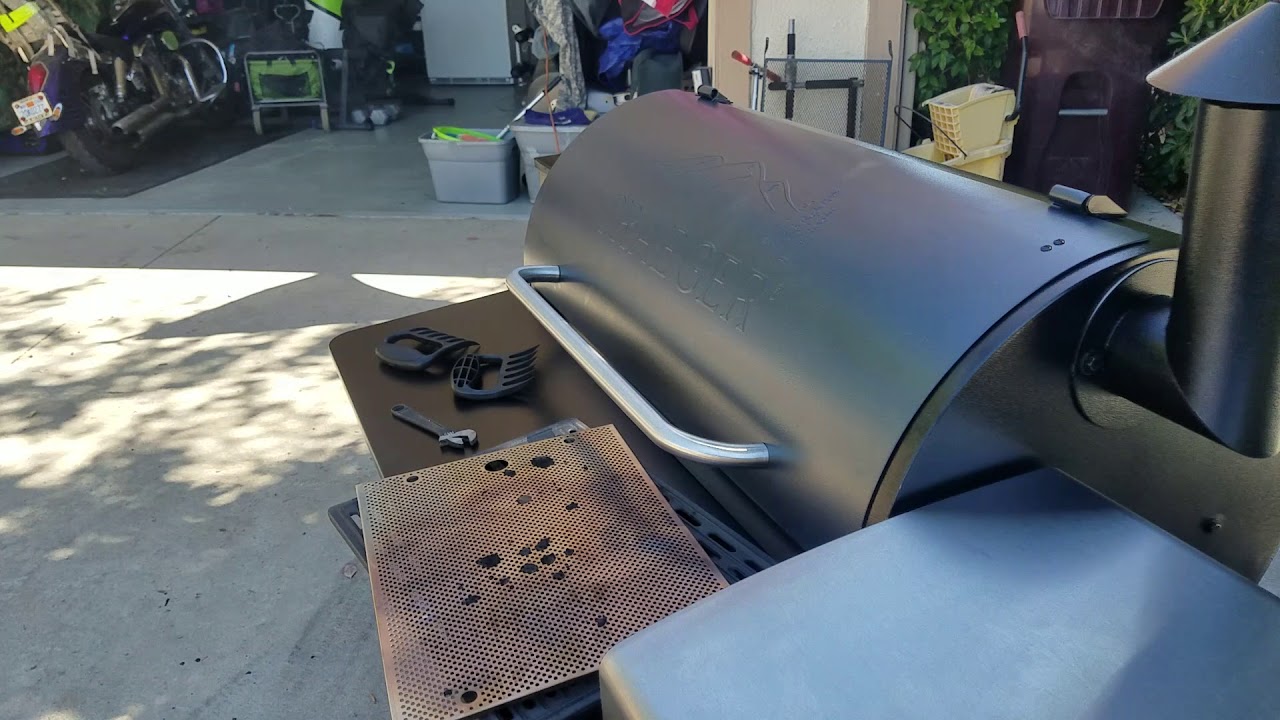 Traeger Pro 34 smoker with Camp Chef sear box - YouTube