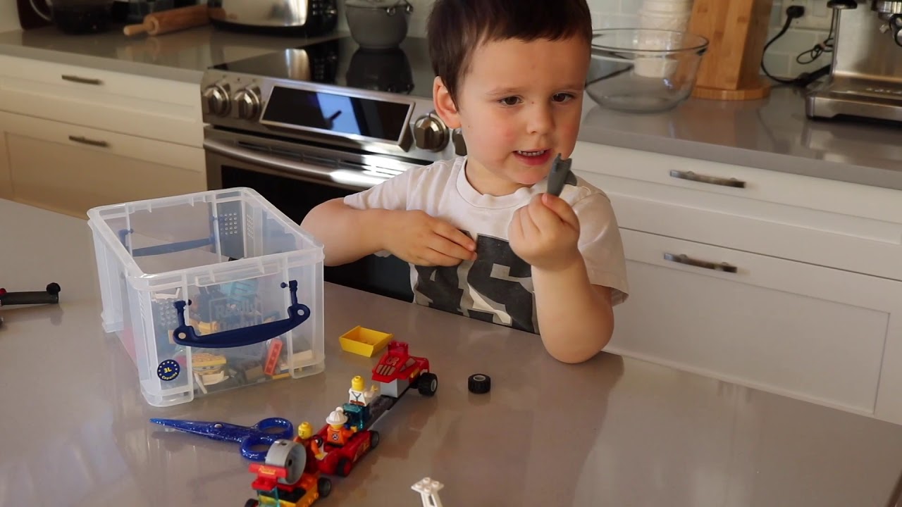 Monster Lego Lightning McQueen build! - YouTube