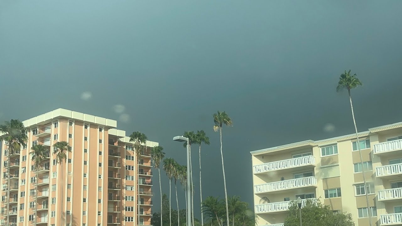 Ominous Clouds Heavy Rain shower St. Petersburg Florida - YouTube