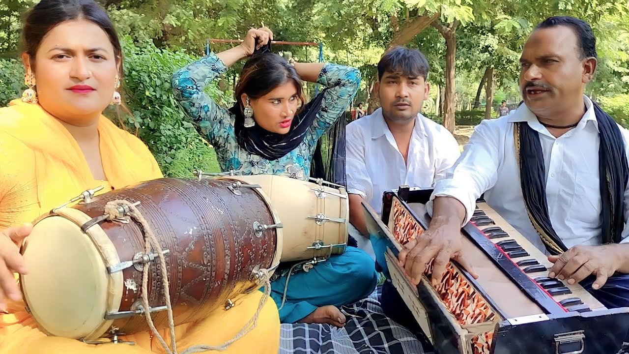 इतनी ठंड में इसाक भाई ने यह कौन सी गजल कह दी सुनकर सभी लोग हैरान ...