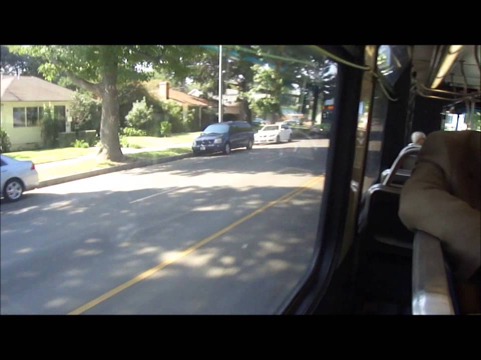 2004 Big Blue Bus New Flyer L40LF 4050 - YouTube