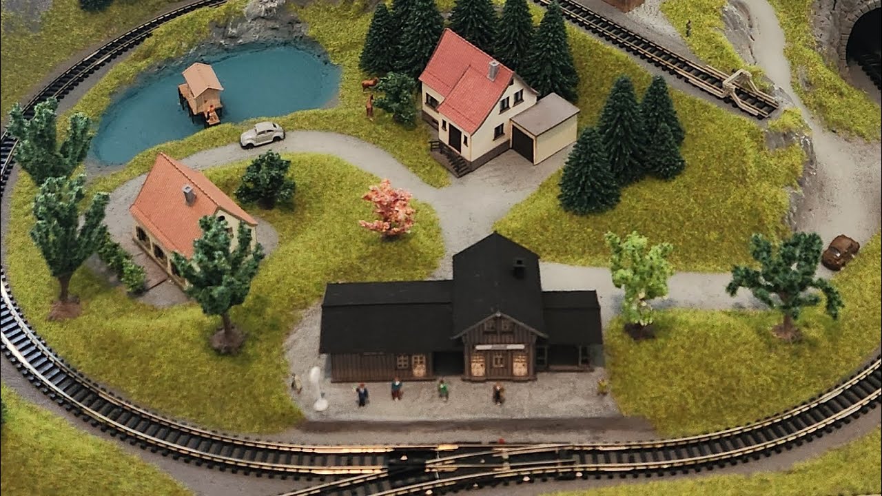 Noch 88410 Fuessen N SCALE Briefcase Layout Test Run at z.scale.hobo 03 ...