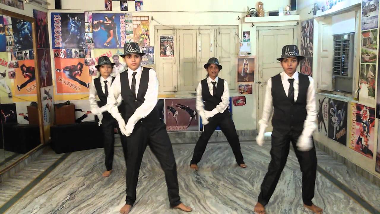 natraj dance academy girls group performance - YouTube