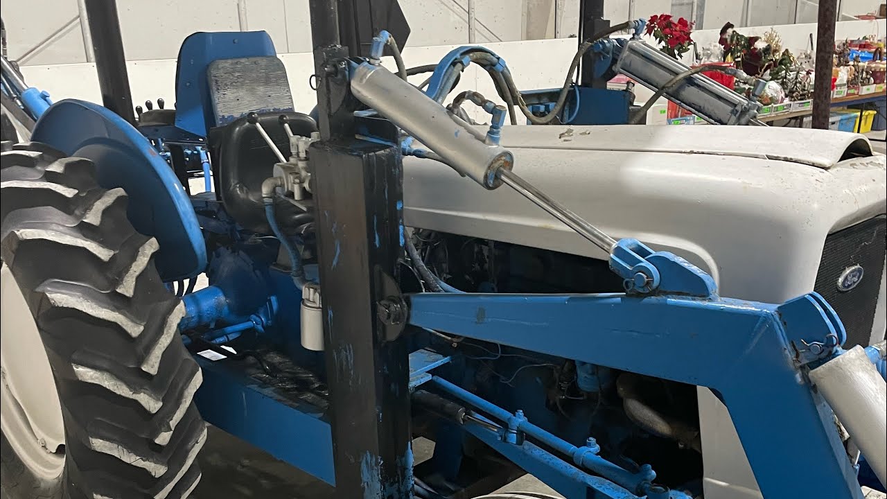 1965 Ford Tractor - YouTube