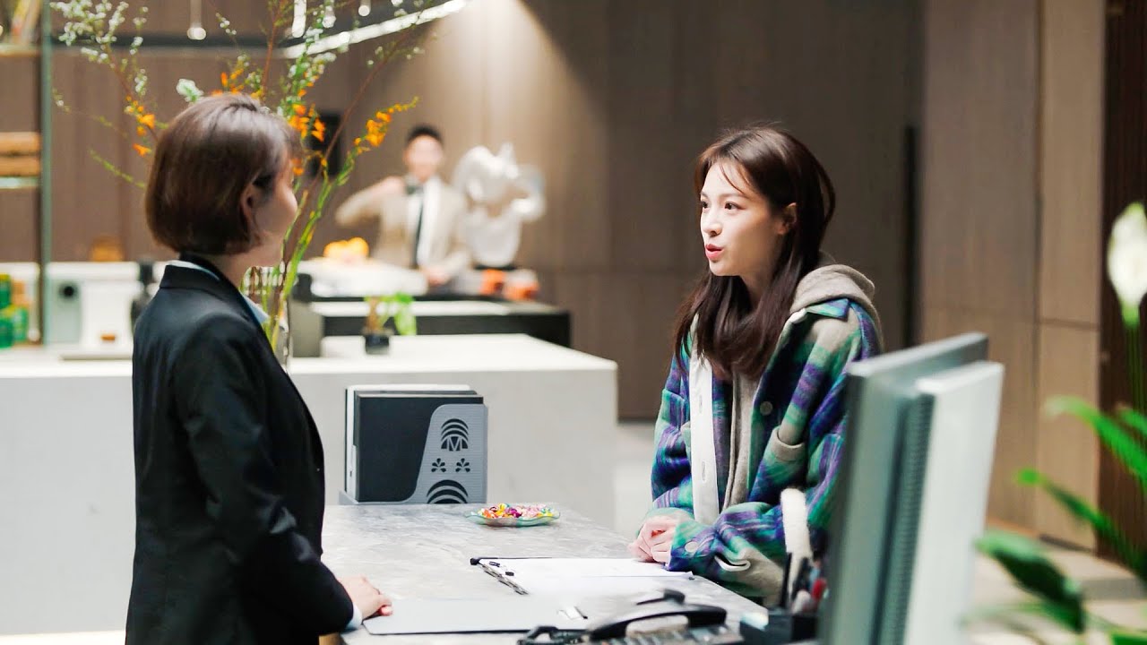 Receptionist blocks poor girl, but she’s the CEO’s fiancée—everyone’s ...