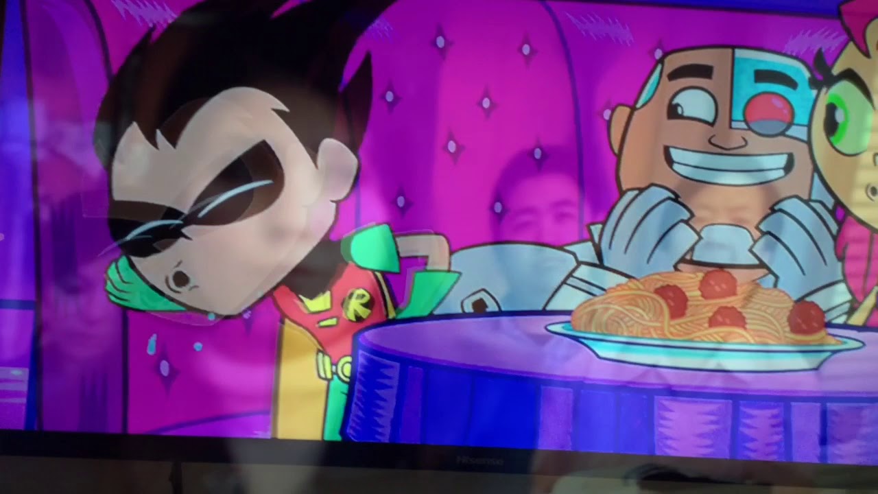 Cyborg Interrupts Robins Kiss with Starfire GAYYYY - YouTube