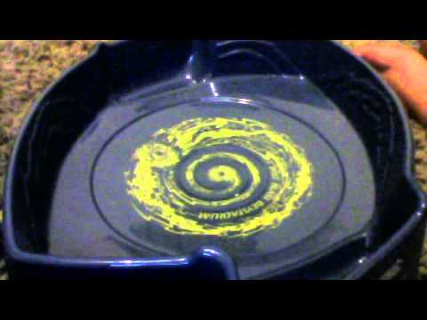 beyblade three way battle - YouTube