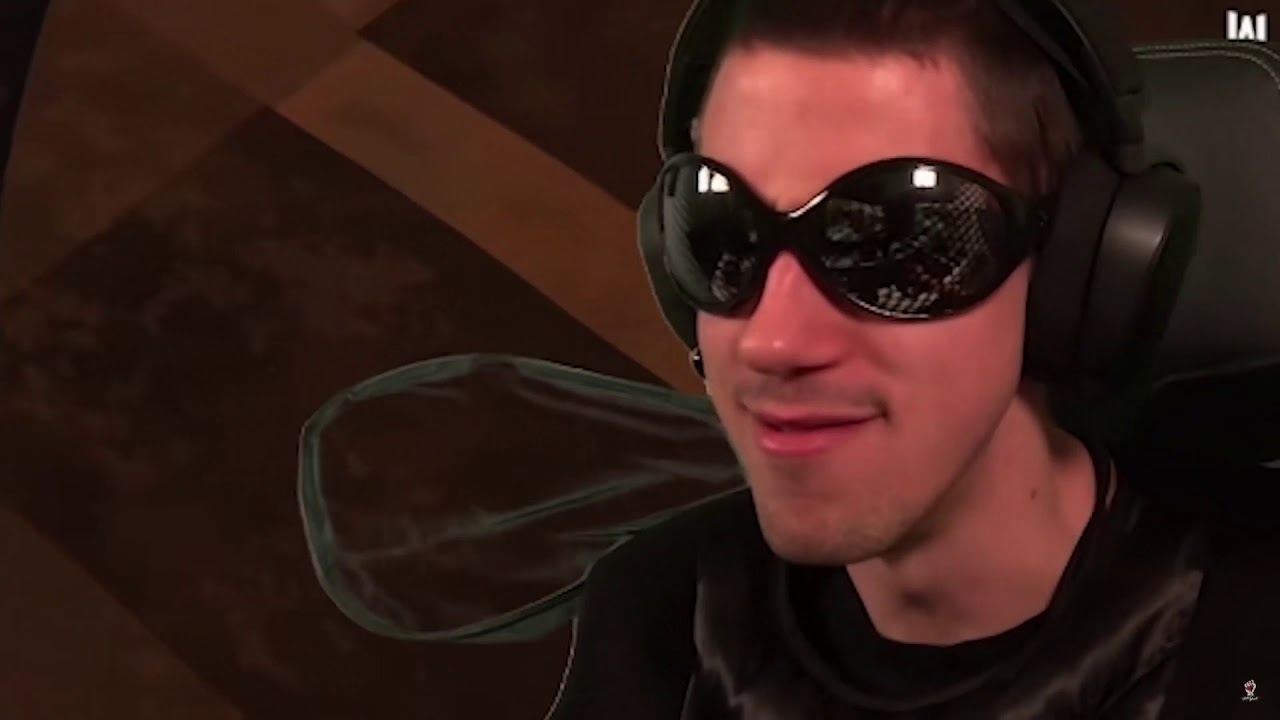 Ich reagiere schon wieder! Allerdings diesmal auf HandofBlood. - YouTube