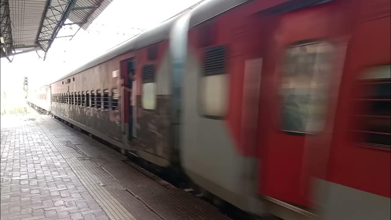 13020 Down LTT - Patna Janta Express Passing Dombivli - YouTube