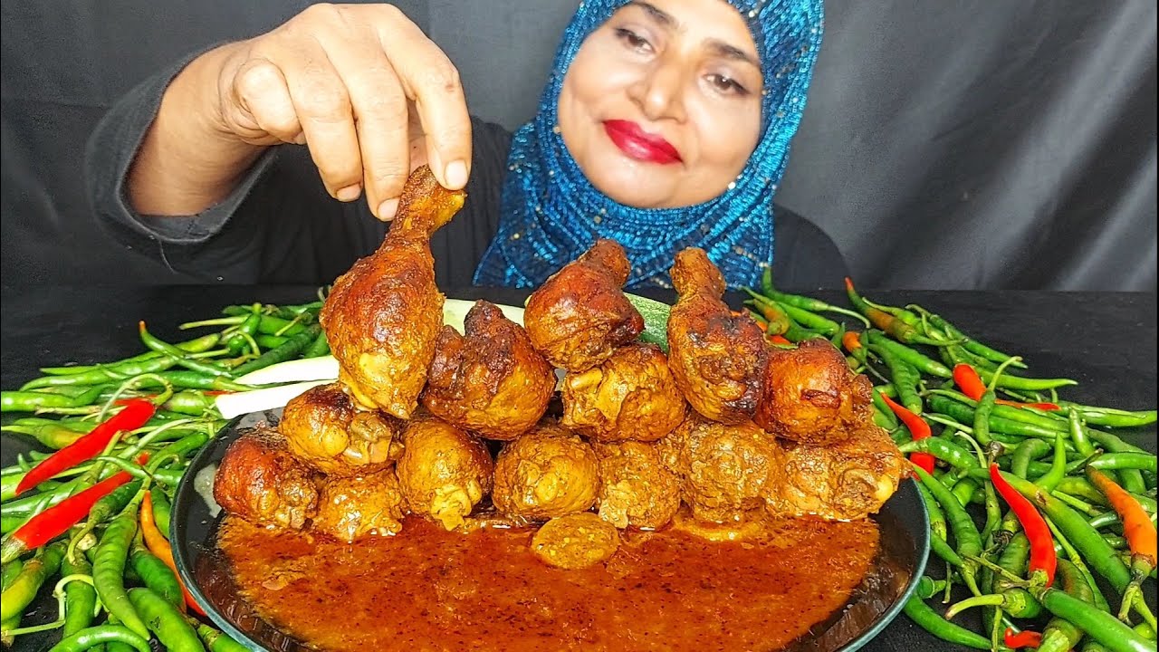 EATING SPICY CHICKEN CURRY WITH LOTS OF GREEN CHILLI, EATING ASMR ...