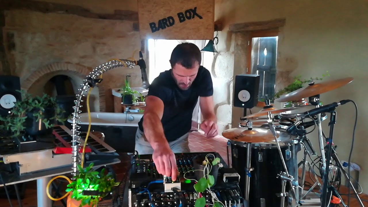 BARD BOX - Orion - YouTube