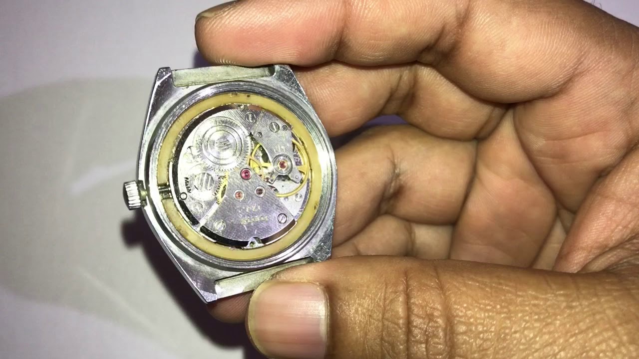 This is what is inside a mechanical watch - YouTube