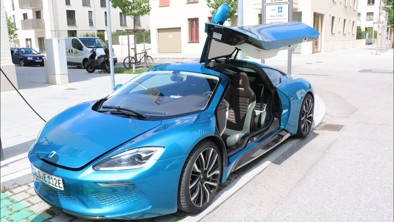 Seltener Anblick: Isdera Commendatore GT - vollelektrische 2+2-Sitzer ...