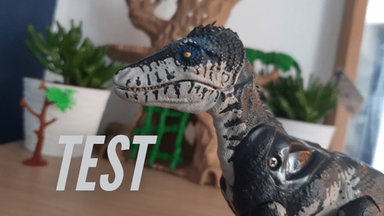 Primeval Rapter test [stop motion] - YouTube