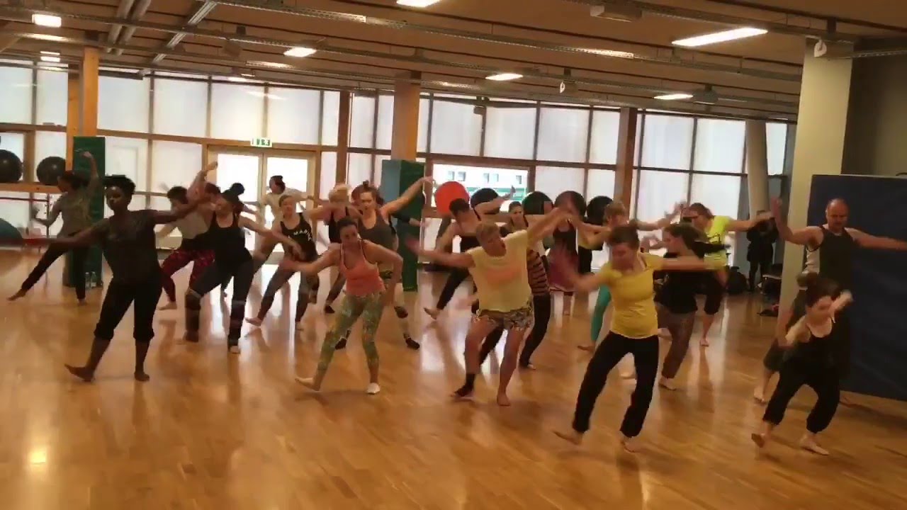 African contemporary dance class with Julienne Doko - YouTube