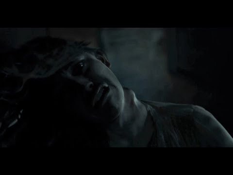 The Haunting of Hill House - "Bent-Neck Lady" Scene - YouTube