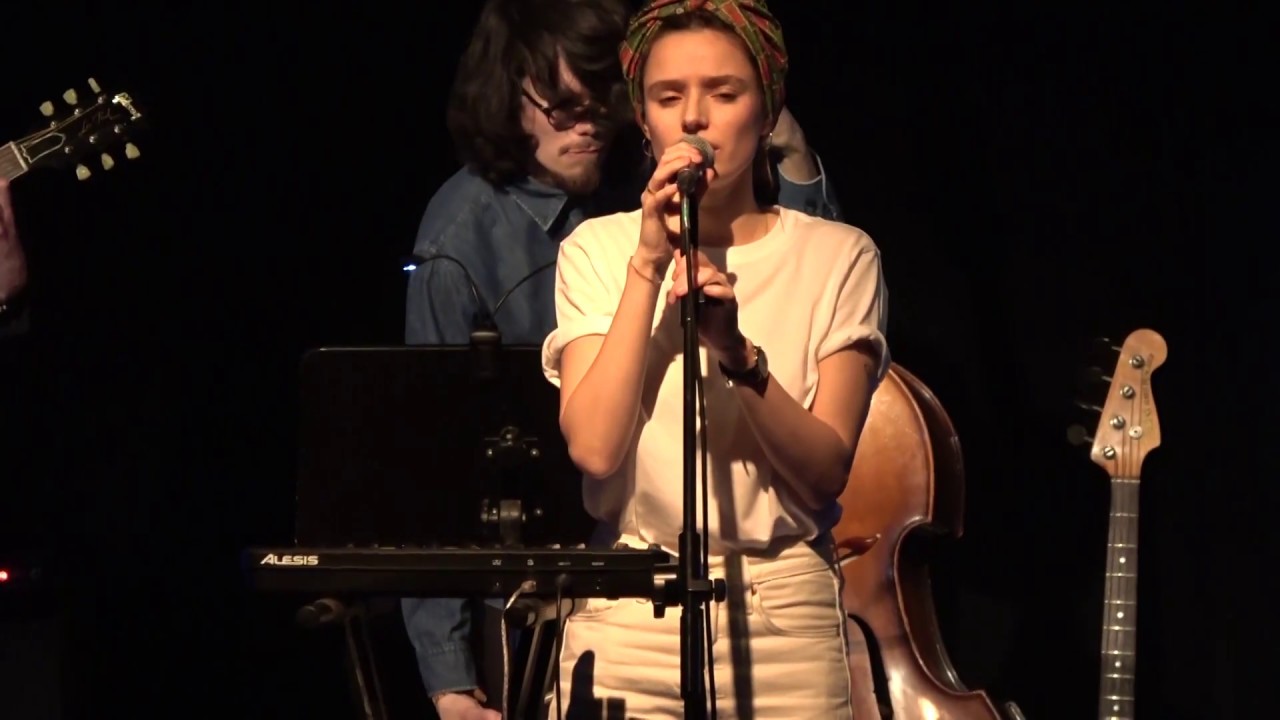 How Deep Is The Ocean - HANNAH WEISS GROUP - YouTube