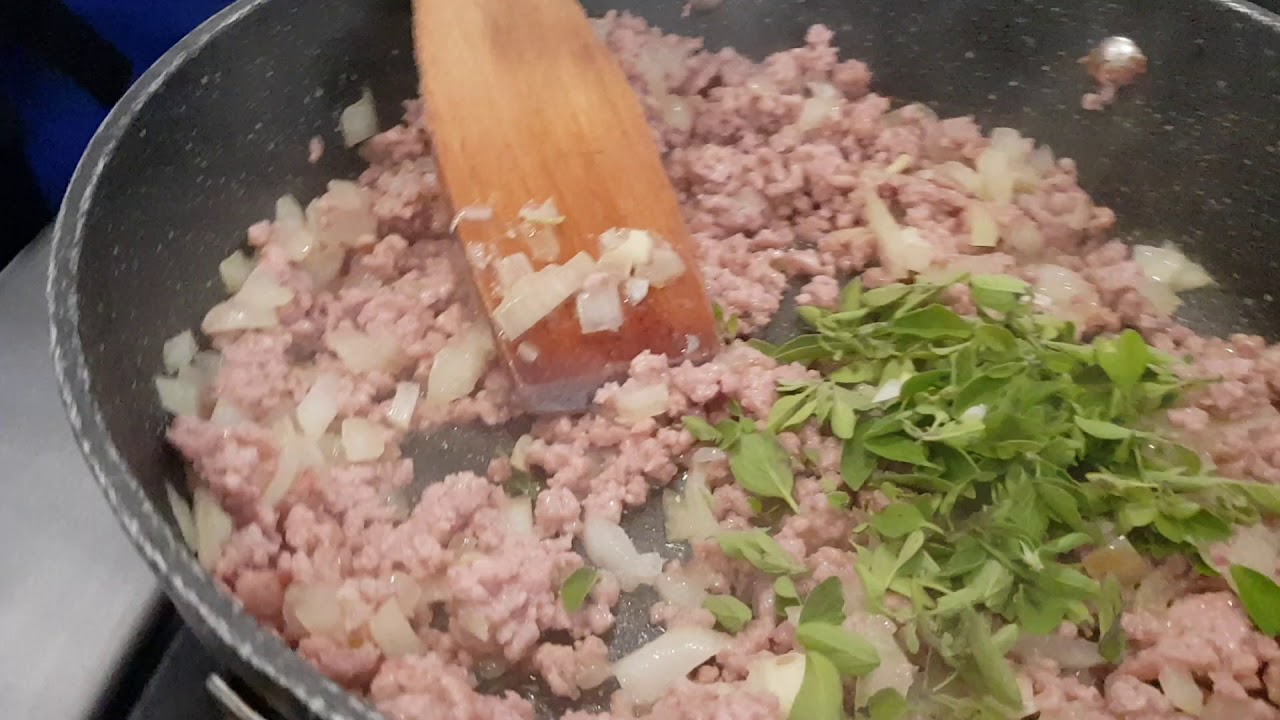 Spag Bol, our version of the British Classic Spaghetti Bolognese - YouTube