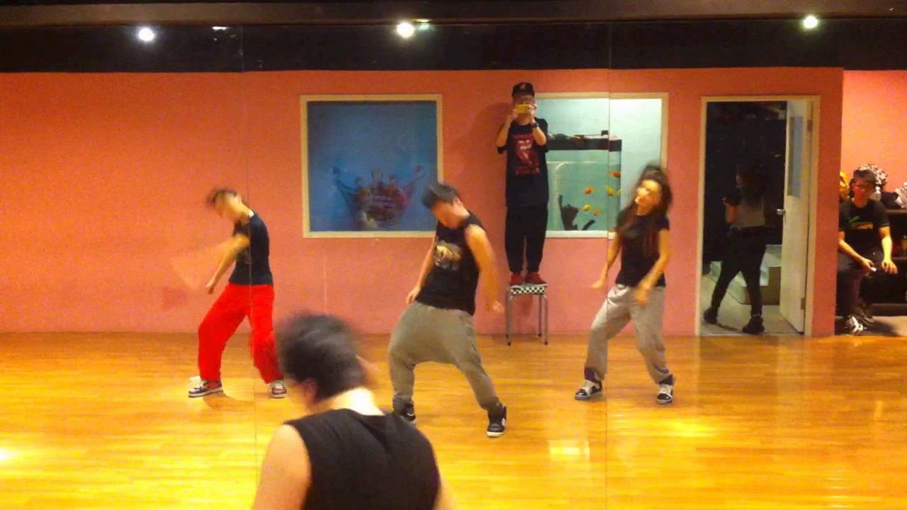 AOA Dance Practice with Eric @ Element Dance Studio - YouTube