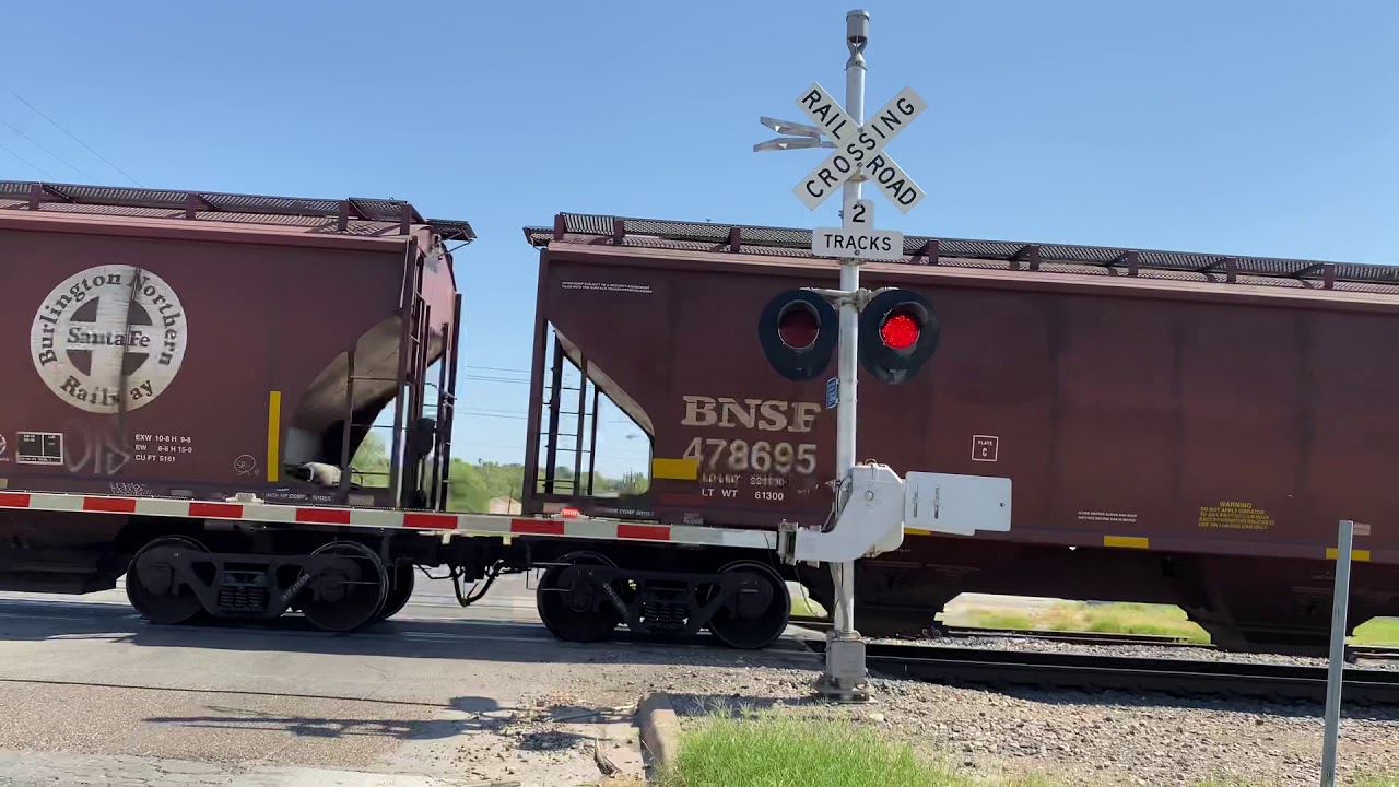 BNSF Grain Train At Rio Grande St Eagle Pass TX - YouTube