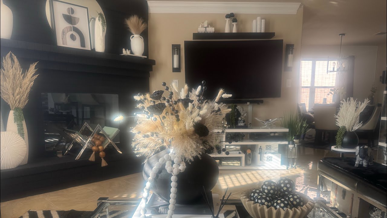 Back to basics! (Family room refresh) #decor #tour - YouTube