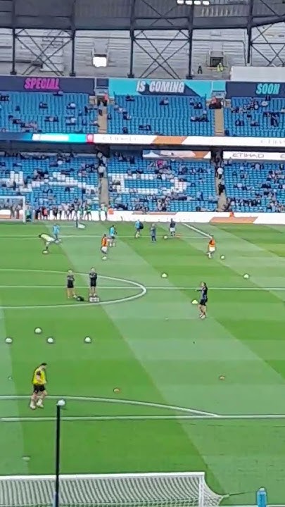 Manchester City train for the last time at home and one last dance with KDB #football #mancity # ...