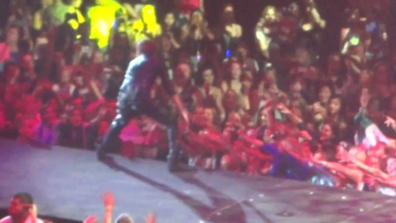 Justin Bieber The Believe Tour Oakland Ca All Around The World - YouTube