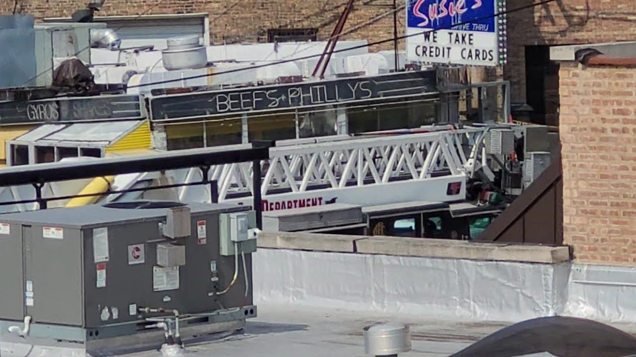 *AIR HORN* chicago fire department tower 23 responding - YouTube