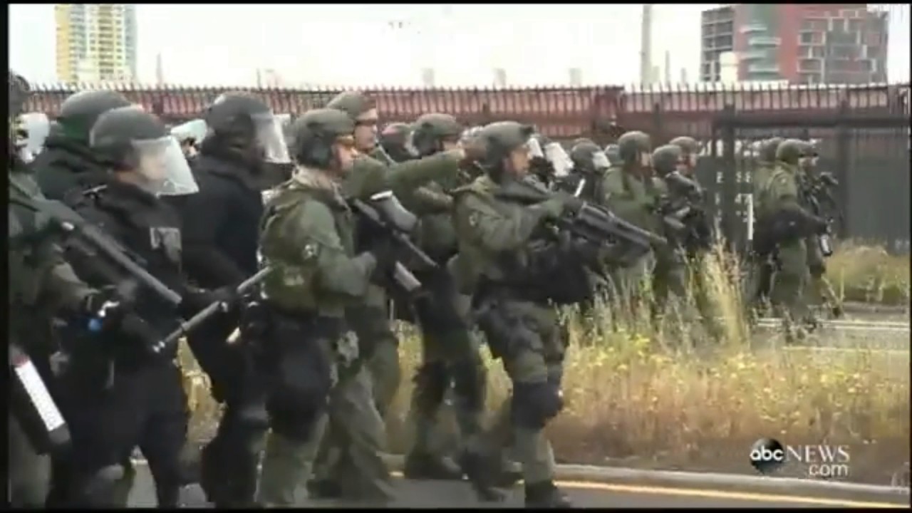 Riot Police Beat up Hippies - YouTube