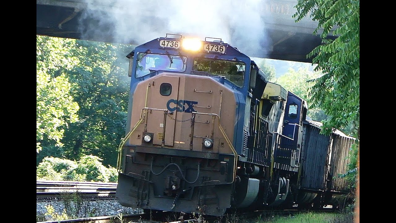 Rare! Coal Train With Pushers in St. Denis - YouTube