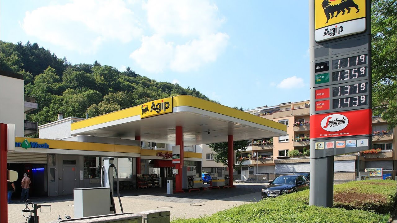 Agip (DE) fuel test - YouTube