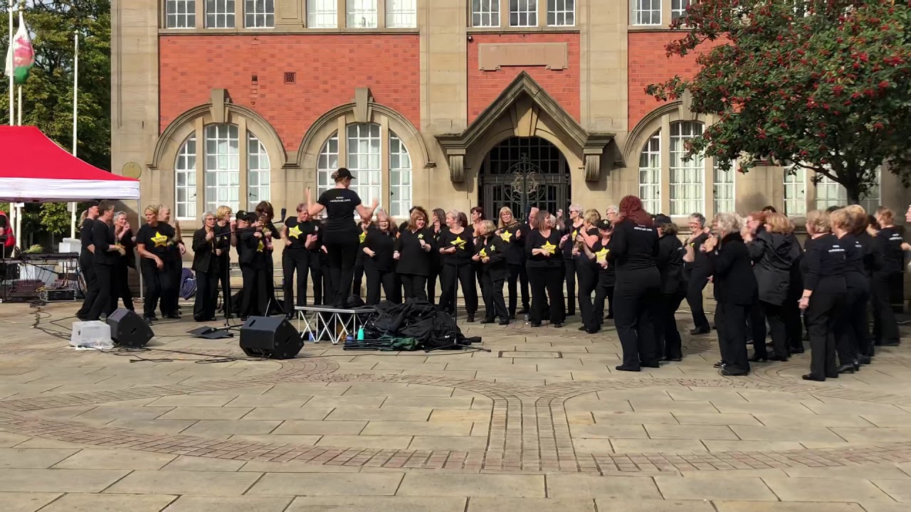 Don’t Stop Me Now North Wales Rock Choir at Wrexham Singing Streets ...