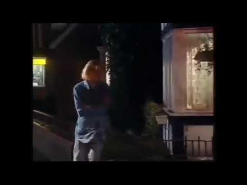 Coronation Street - Zoe Tattersall Slaps Emily Bishop (27th April 1998)